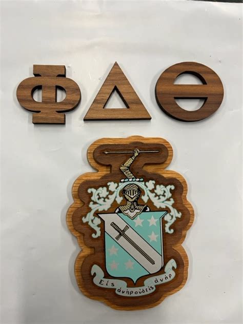 Phi Delta Theta Crest
