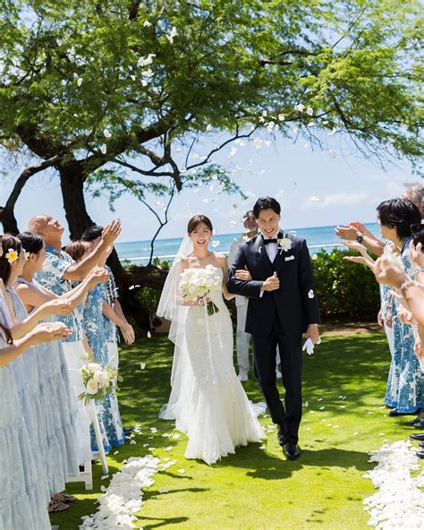 リアルウエディングスreal Weddings Flower Flowersfortwo Hawaii Honolulu Wedding Reception Garden