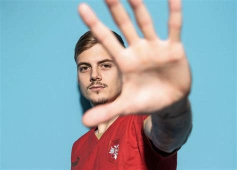 Es Illic Nuevo Jugador Del Marsella