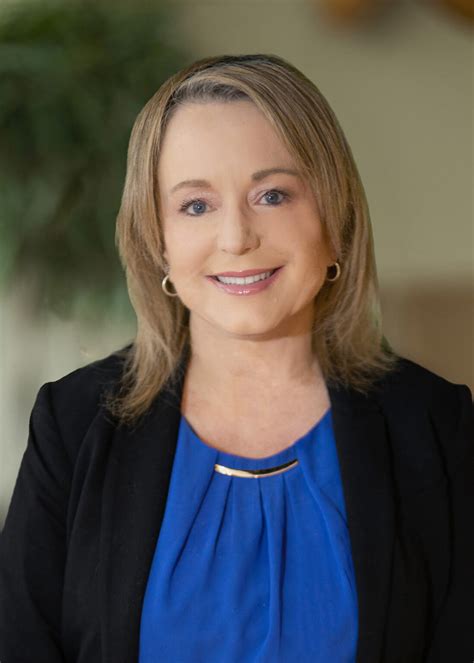 Karen Reid Sl Nusbaum Realty Co