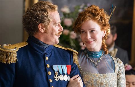 The Buccaneers Should Let Christina Hendricks Kill Her Husband