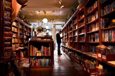 Bookshelf Porn Photo