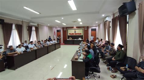 Polres Bontang Mediasi Sengketa Nelayan Dan Pt Eup Terkait Dugaan