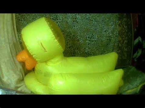Giant Inflatable Duck Deflate Part1 Hd Youtube