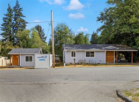 4368 Division Avenue W Bremerton Wa 98312 Zillow
