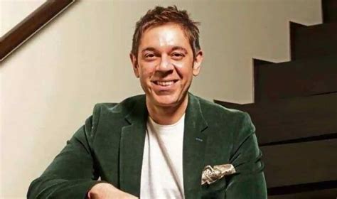 Mr Sanjeev Kumar Bijli Executive Director Pvr Limited In Conversation With Zee Business