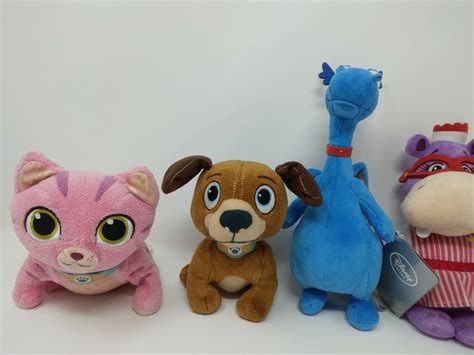 Doc Mcstuffins Carachtair Do Hippo Disney Doc Mcstuffins Hallie The