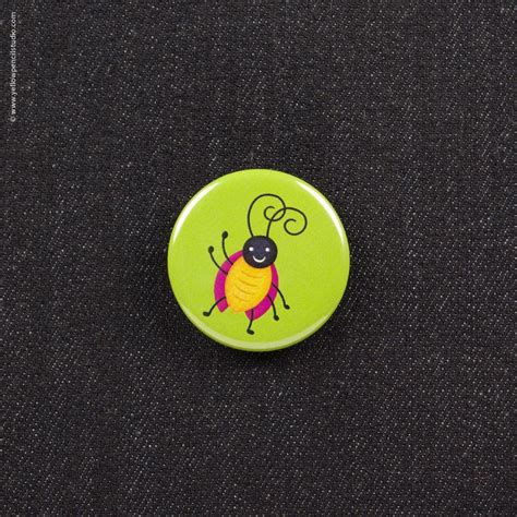 friendly bug button 6020 — inkello letterpress