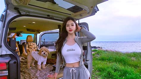 푸른 바다 앞 강아지와 함께 레이 캠핑카로 차박 하기 회에 소주 한 잔 그리고 부대찌개 귤빵 만들어먹기 Youtube