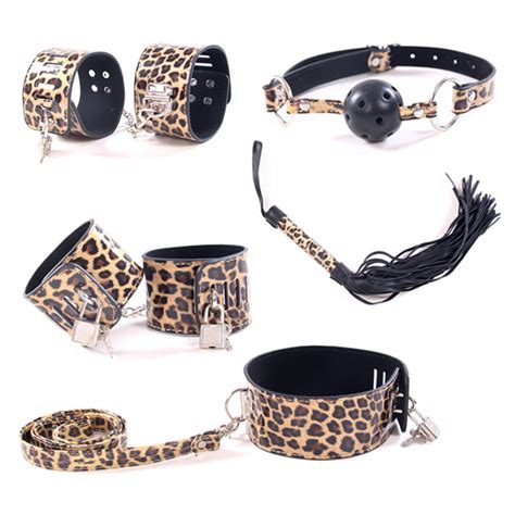 PU Materiall Plush Bondage Straps اسباب بازی های جنسی برای زوج مچ دست و مچ دست کفی