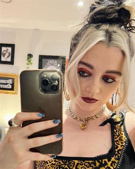 Mollie Gallagher Rcorriehotties