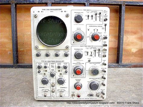 Obsolete Technology Tellye Oscilloscope Tektronix Type 546 Year 1964