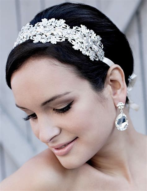 Fantastic Short Bridal Hairstyles
