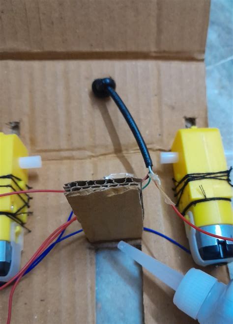 Cardboard Arduino Bots Player Vs Ai Challenge Udemie