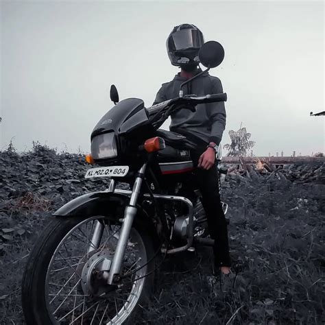 Itz Me Arxunvnaxir Threads Say More