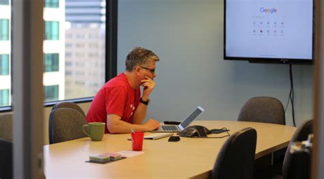 Showcase Your Most Important KPIs With Google Data Studio