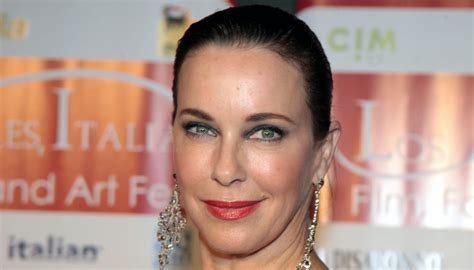 Verissimo Clarissa Burt Si Racconta Il Tradimento Di Massimo Troisi