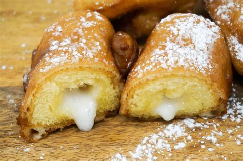 Download Twinkie Cream Filled Sponge Cakes Wallpaper