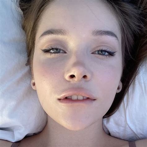 Gabrielle Gabrielle92823 • Threads Say More