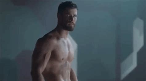 Chris Hemsworth Buff