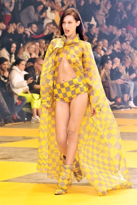Bella Hadid Runway Photos Ps Fashion