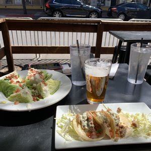 Elliotts On Congress 257 Photos And 271 Reviews 135 E Congress St