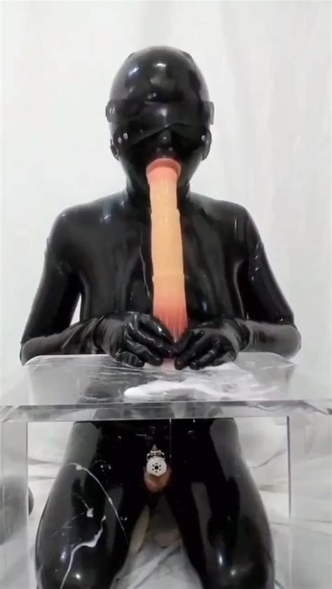 Asian Shemale Insane Vomit And Deepthroat Of…