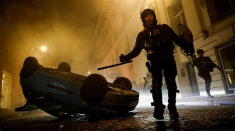 Беспорядки во Франции затихают Все предпосылки для новых сохраняются Bbc News Русская служба