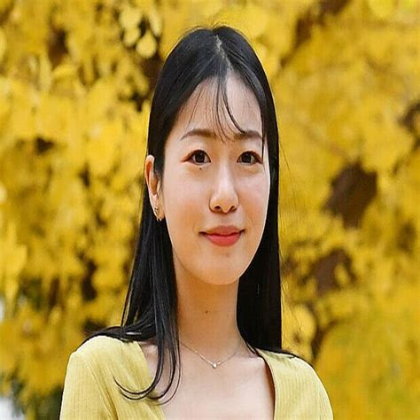 元「仮面女子」橋本ゆき渋谷区議が第1子妊娠を報告「6月に出産予定です」 2024年2月4日掲載 ライブドアニュース