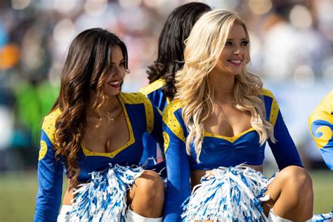 Pin On Los Angeles Rams Cheerleaders Stl Rams