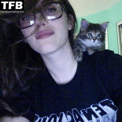 Kat Dennings Sexy Photos Thefappening