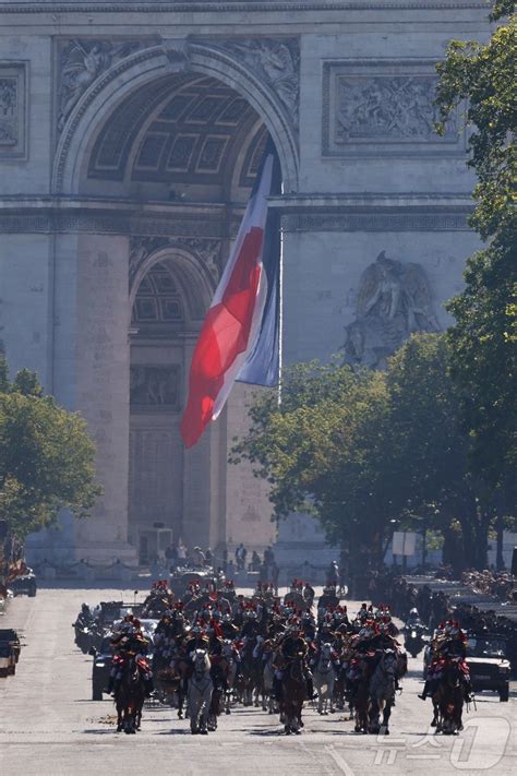 포토 프랑스 혁명기념일 바스티유 데이 퍼레이드 뉴스1