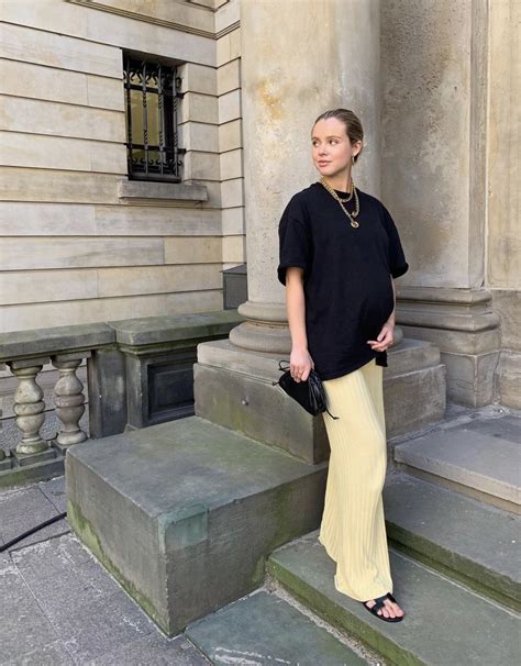 8 Ways To Look Stylish During Pregnancy Artofit