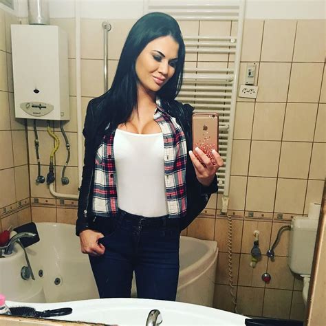 Jasmine Jae Scrolller Jasmine Jae Scrolller