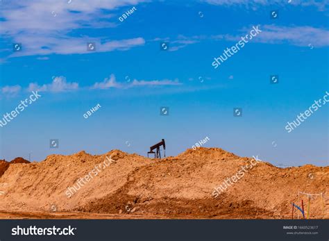 Oil Gas Pipeline Construction Permian Basin Stock Photo 1660523617 Shutterstock