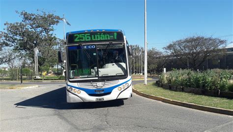 La Línea 256 Comenzó A Funcionar Entre Luján Y Mercedes Meridiano