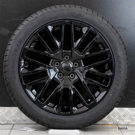 Kit Jeep Renegade Compass 19 Pollici Centro Gomme Pavia
