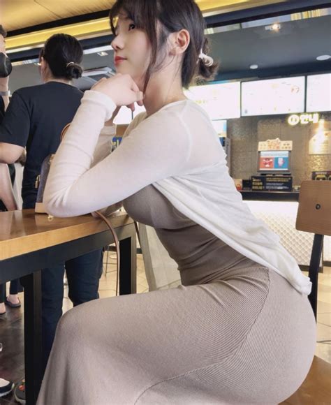 신도시미시룩을 입은 아내를 지켜보는 남편시점
