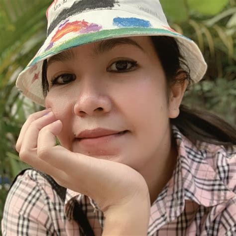 Chely Chelz Makassar