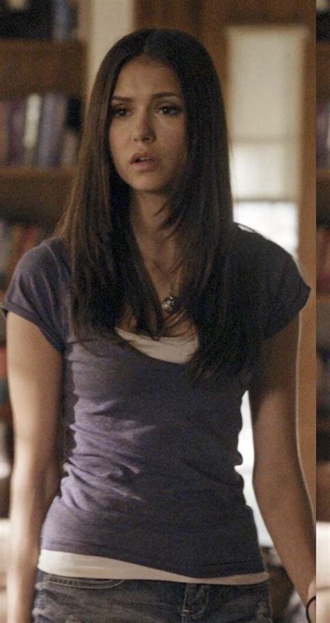 Nina Dobrev As Elena Gilbert In The Vampire Diaries Elena Gilbert
