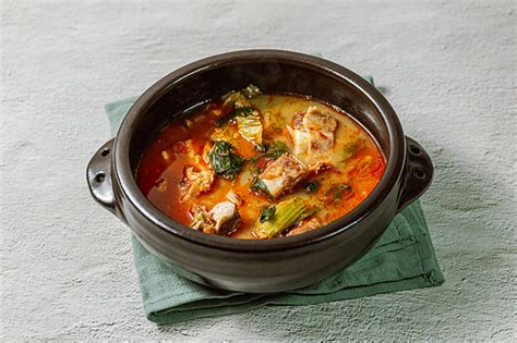 한국 음식 빨간 우거지 갈비탕 요리 유토이미지 상세페이지 베이직샵 사진 21924672