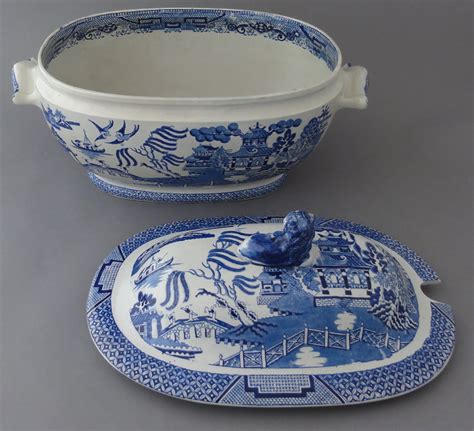 Soup Tureen Standard Willow Pattern The Zeller Collection