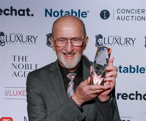 Larry Lawrence Receives Lifetime Achievement Award At The Lre® Fall