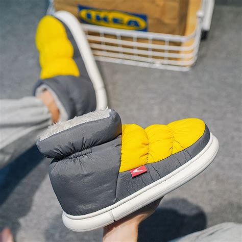 겨울용 따뜻한 커플 슬리퍼 가정용 실내 방수 여성용 면화 슬리퍼 플러시 빵 남성용 슬립온 노란색 신발 스노우 부츠 2022 년 신상품 Aliexpress