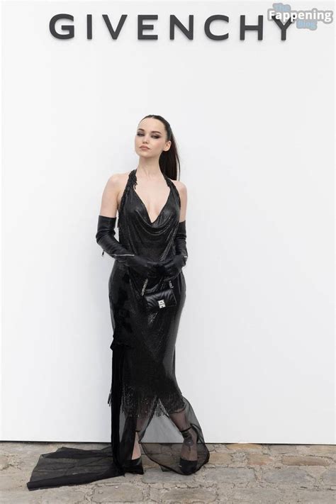 Dove Cameron Braless Photos The Fappening Stars