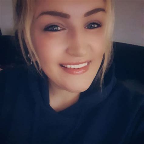 Liene Caro S Fotografie Und Art Threads Say More