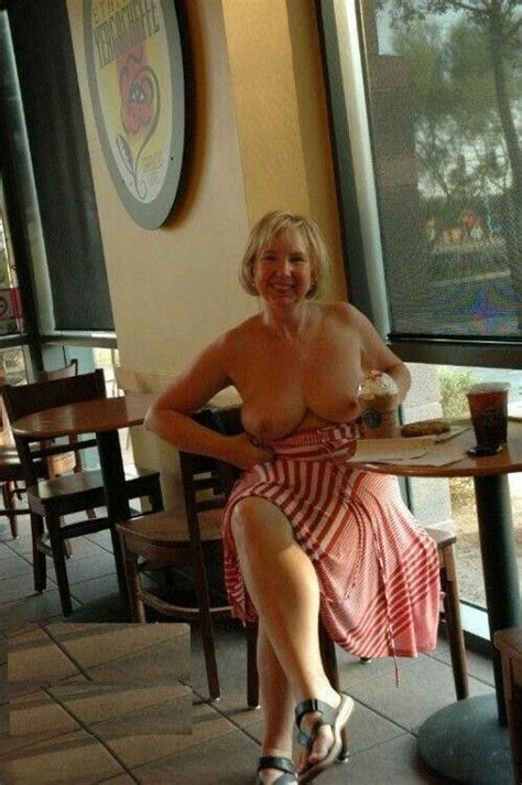 Flashing Mrcanoeingnude