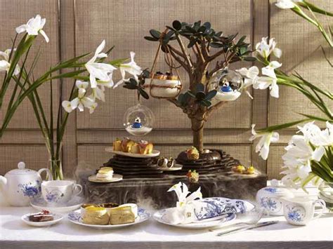 Introducing 'Maison des Fleurs' Collection from SIRIVANNAVARI MAISON ...