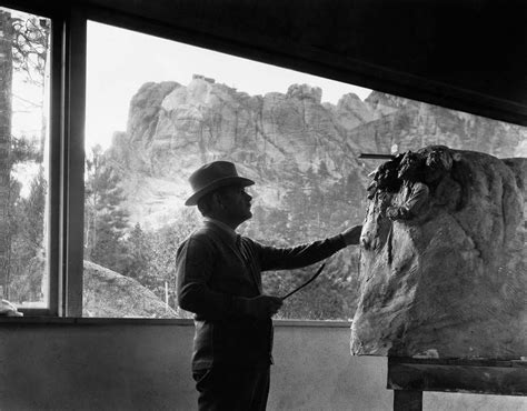 Rare Photographs Document The Carving The Iconic Mount Rushmore 1927