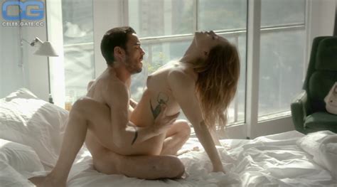 Leticia Colin Nackt Nacktbilder Playboy Nacktfotos Fakes Oben Ohne